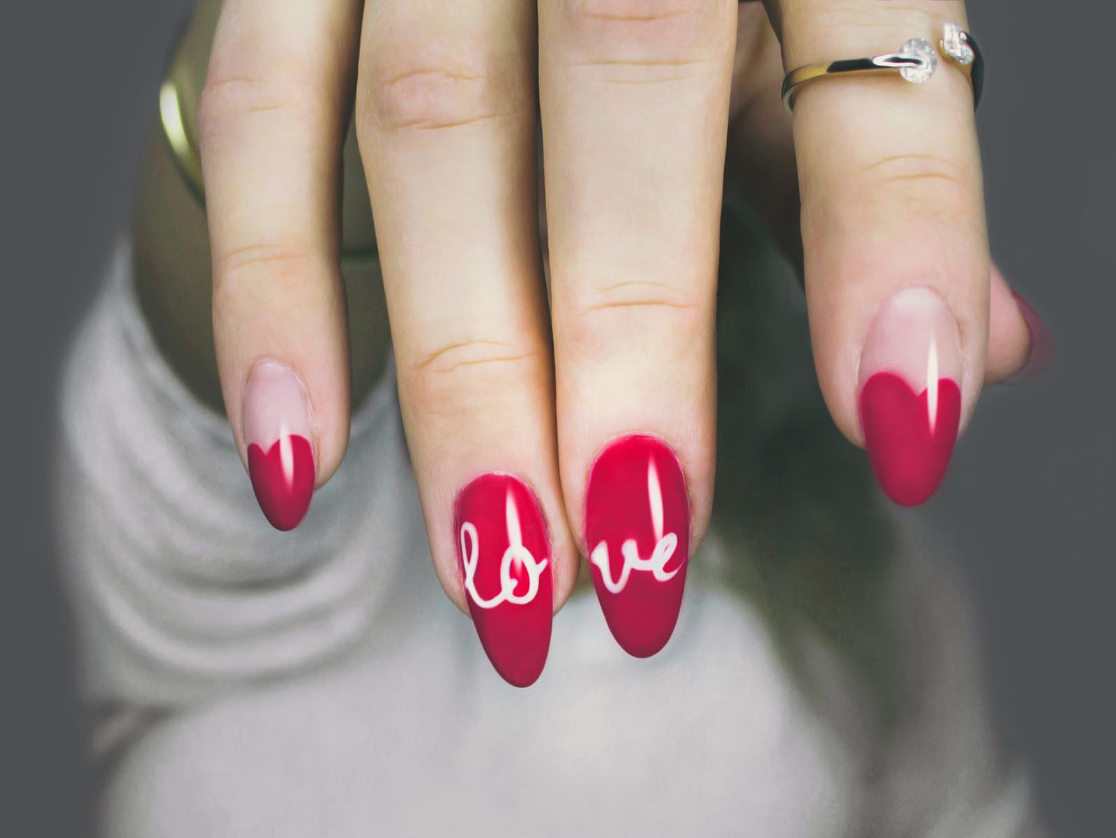 Ricostruzione unghie gel: come farla, quando e quanto dura - Centro Nails
